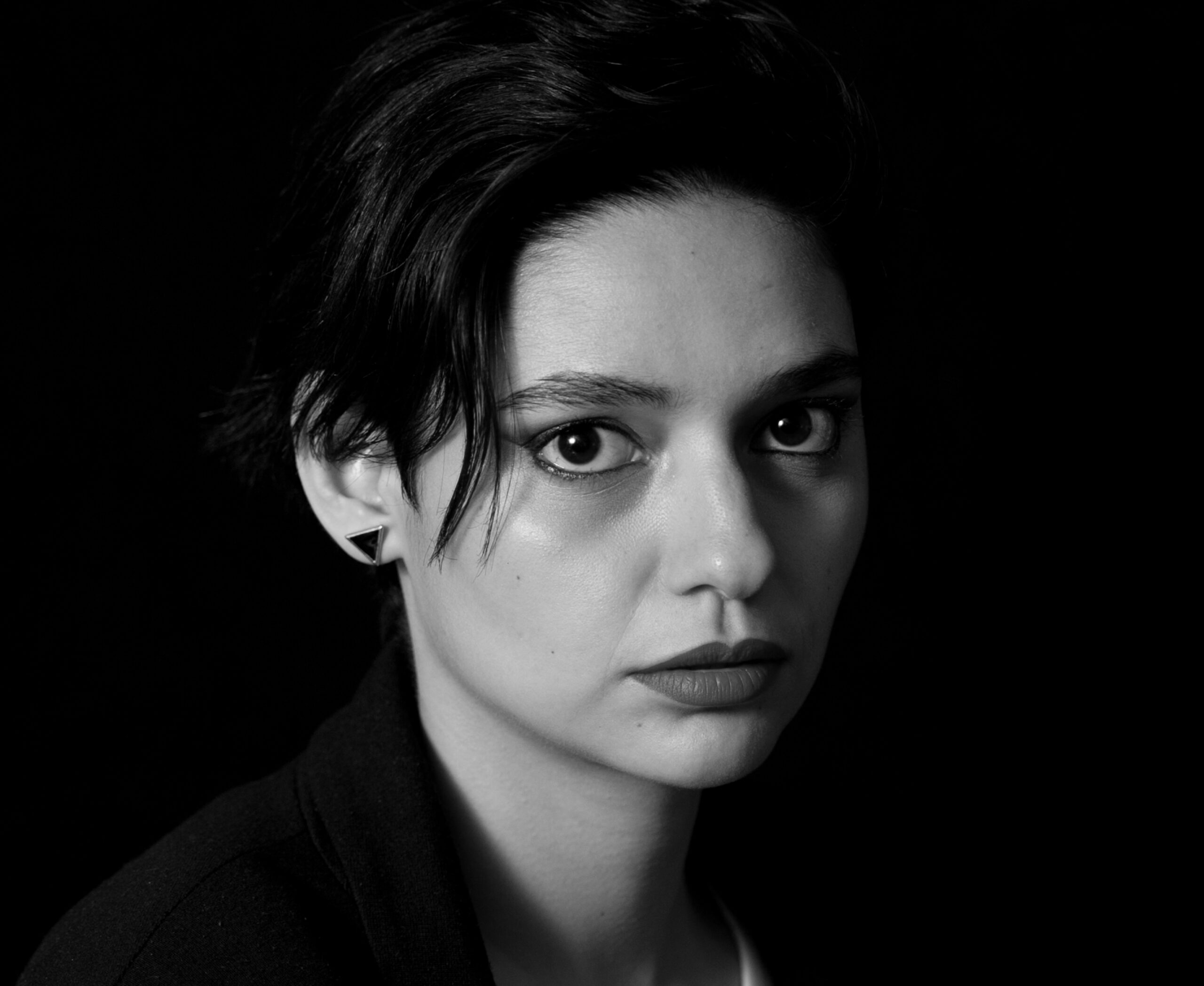 Golnoosh Nour - "Impure Thoughts" (Verve Poetry Press, 2022)